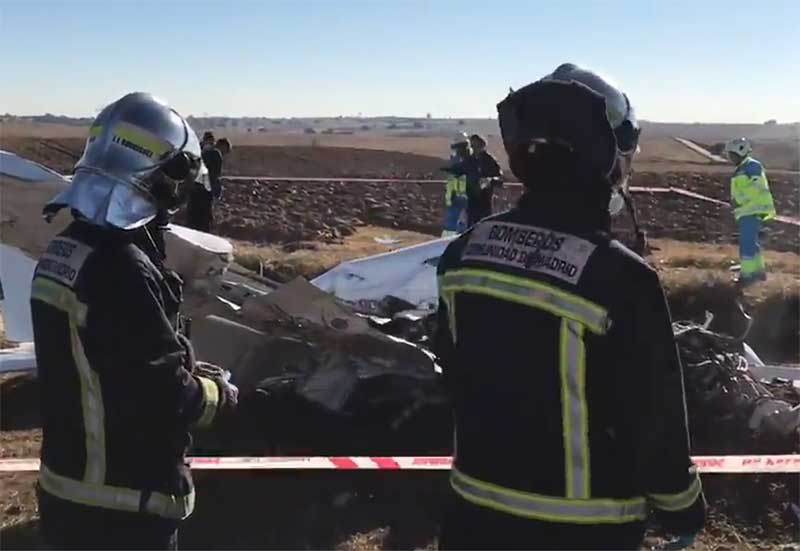 VIDEO: Two dead after plane crashes onto rural road in Spain