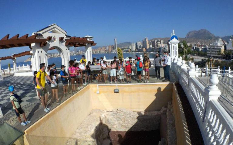 Round and round the Benidorm castle